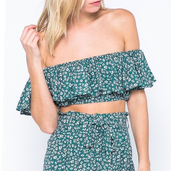 Tops | Floral Ruffle Bandeau Top | Poshmark
